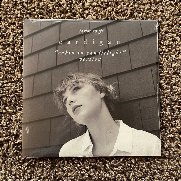 Taylor Swift | Accessories | New Taylor Swift Cardigan Cabin In ...